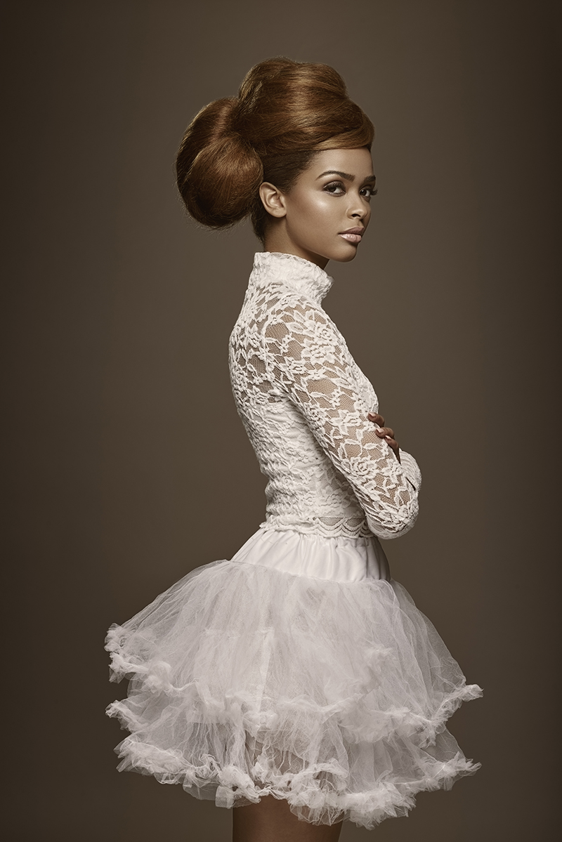 VIDEO & Hot Shots: Latenda Hair Salon Presents These Beautiful 1920 ...