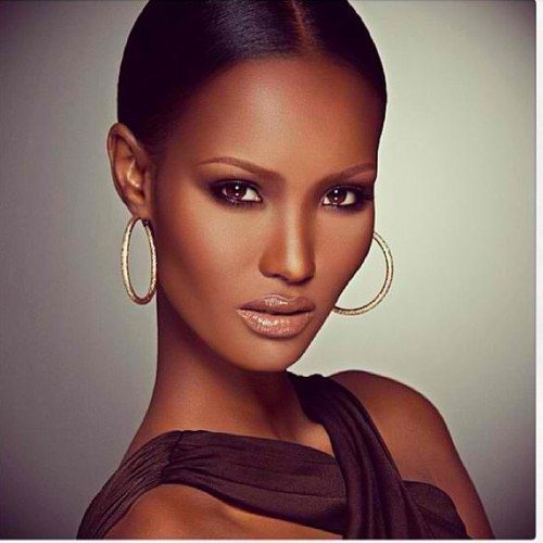 Modelcrush Read The Story Of Fatima Siad The Somali Model Who