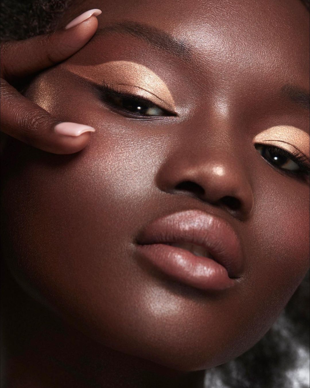 #MODELCRUSH: Gorgeous South Sudanese Abény Nhial Went From Biochemistry ...