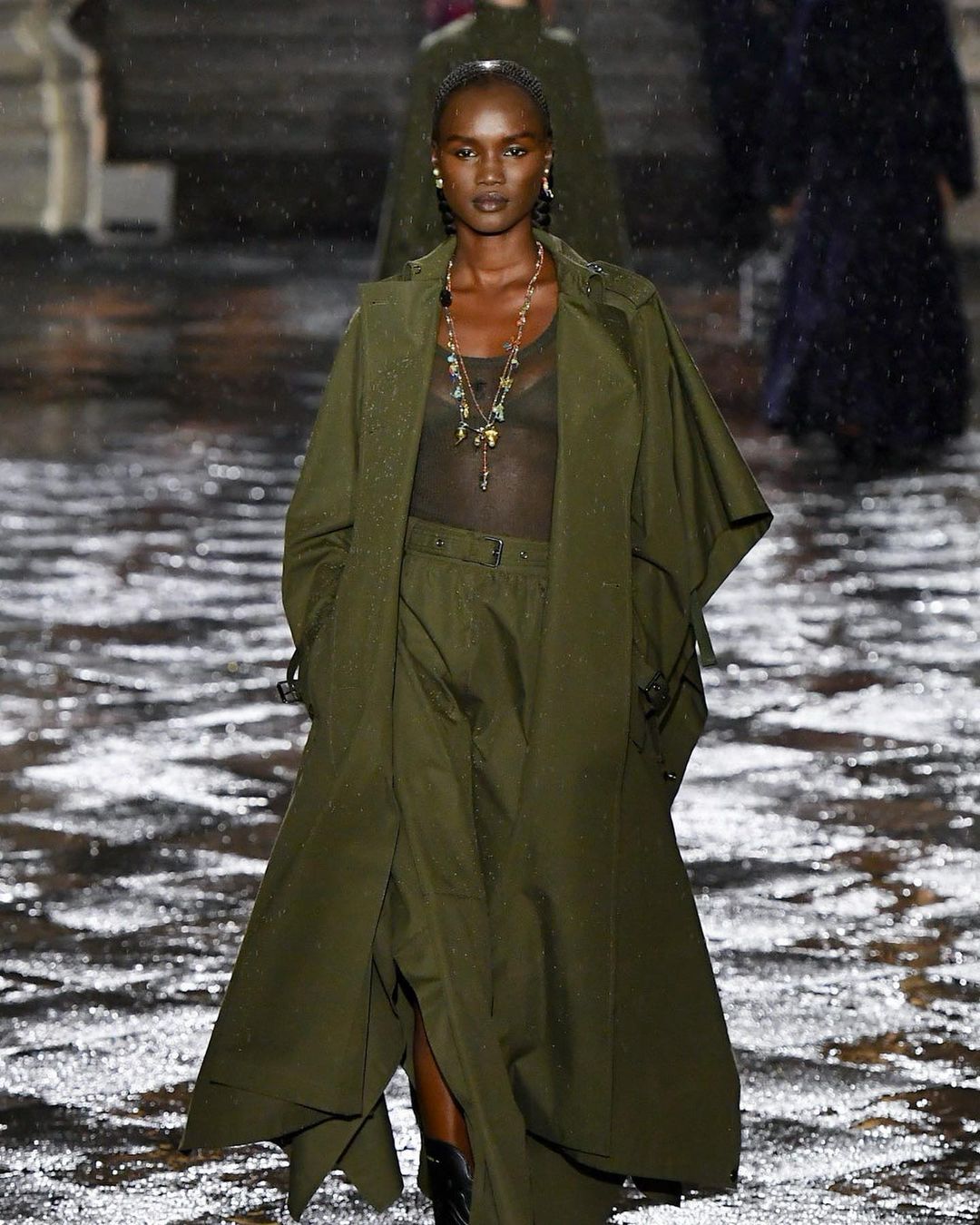 #MODELCRUSH: Gorgeous South Sudanese Abény Nhial Went From Biochemistry To Mainstream Runway ...